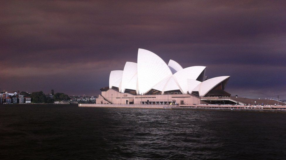 Australian bushfires: Your pictures - BBC News