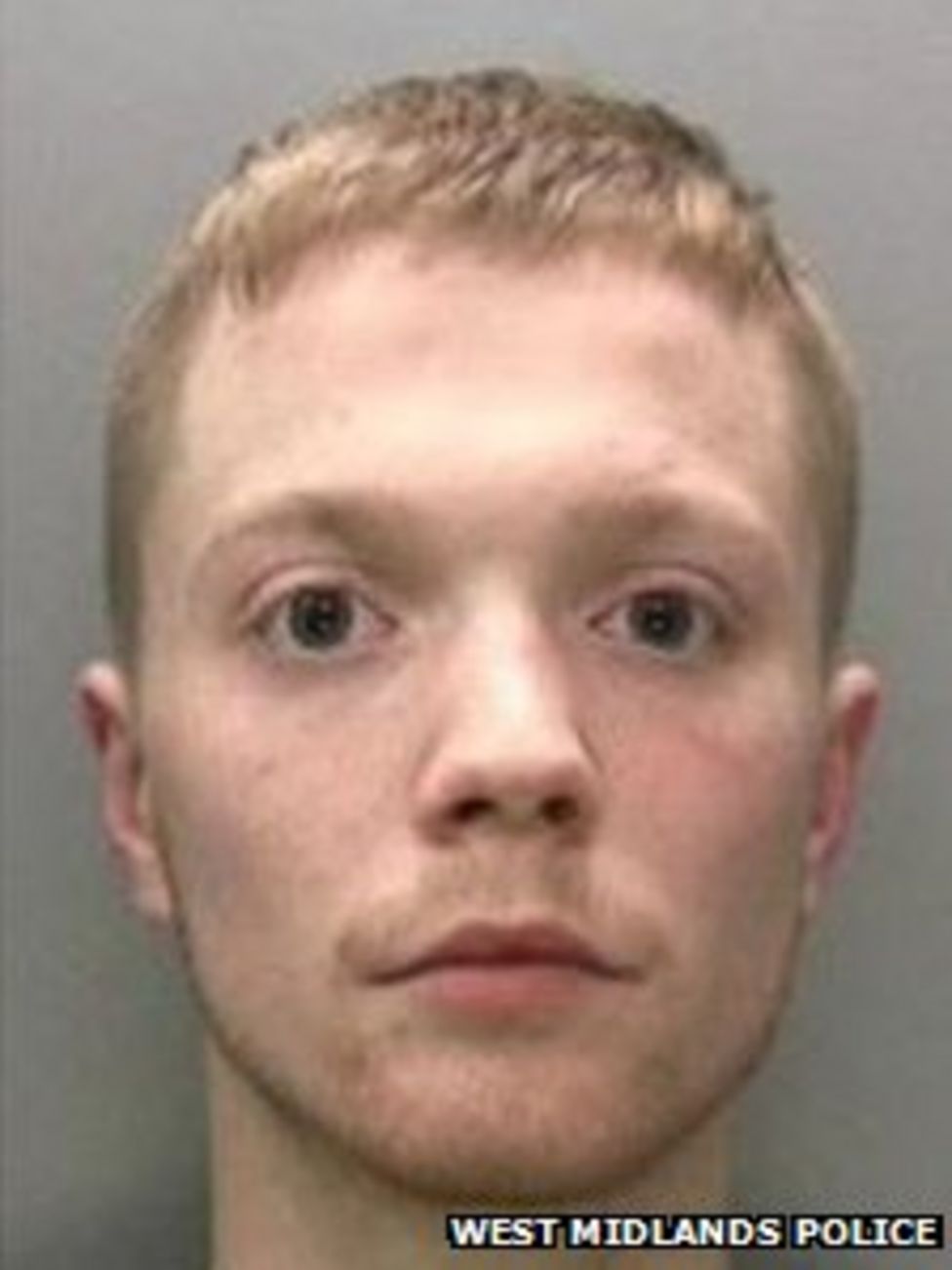 Luke Ayres jailed for life for killing girlfriend's stepfather - BBC News