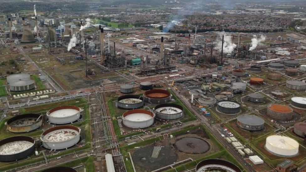 Reaction: Grangemouth petrochemical plant will close - BBC News