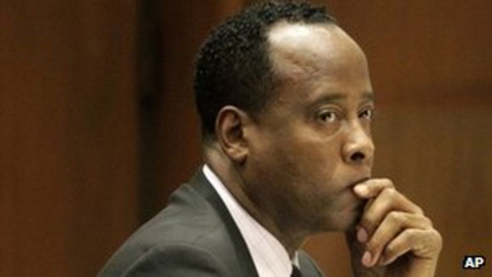Michael Jackson doctor Conrad Murray released from jail - BBC News