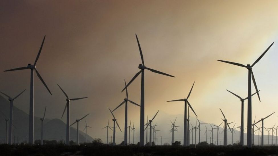 Switch-on for daffodil-inspired Royal Mint wind turbine - BBC News