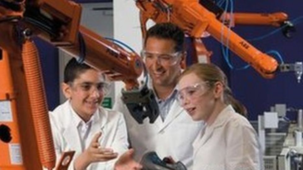 'Girls can't what?' Bid to boost women in engineering - BBC News