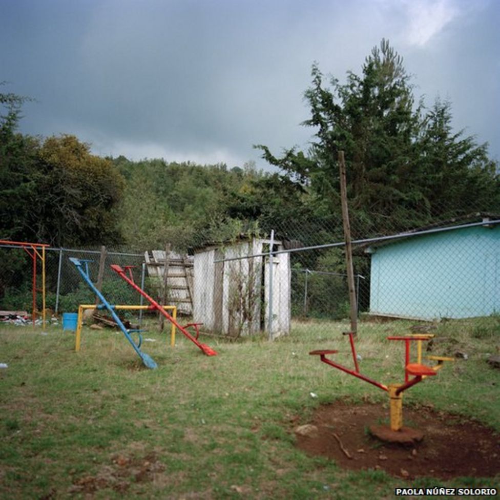 In pictures: Mexico's poor rural schools - BBC News