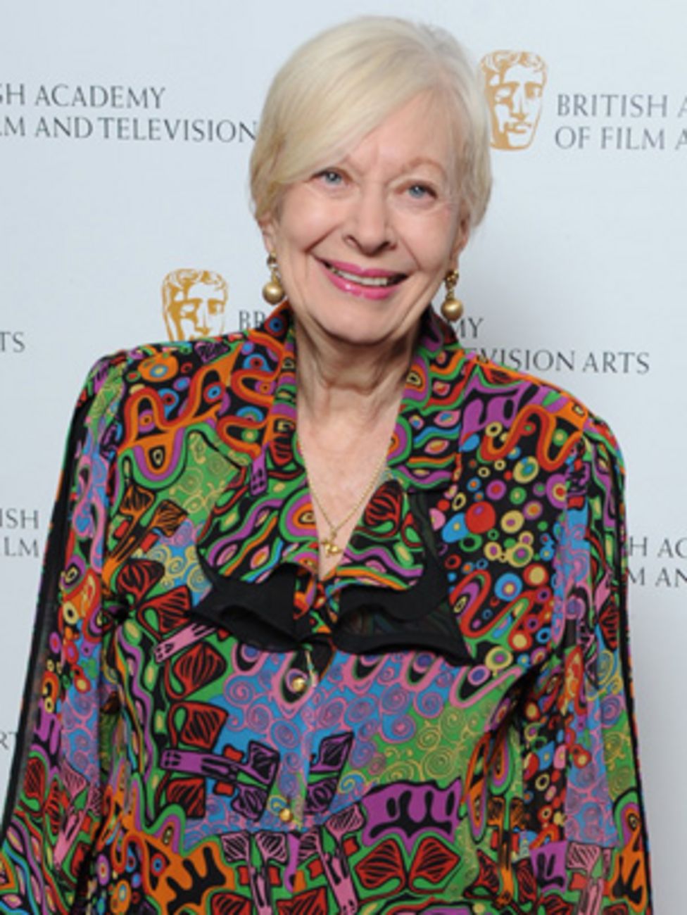 Former Blue Peter editor Biddy Baxter honoured by Bafta - BBC News