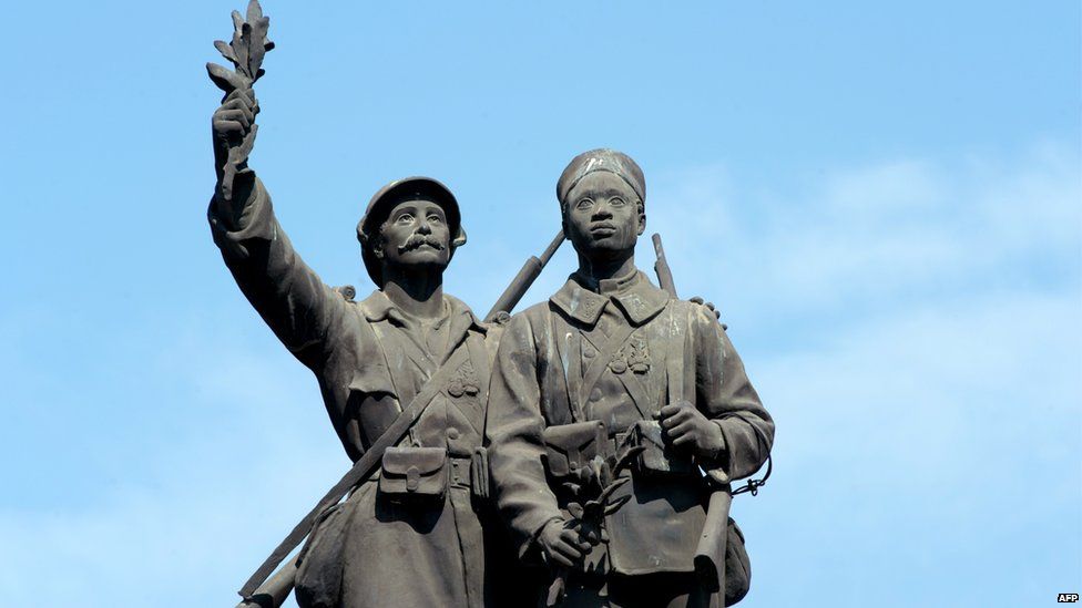 Africa in pictures: 8-14 November 2013 - BBC News