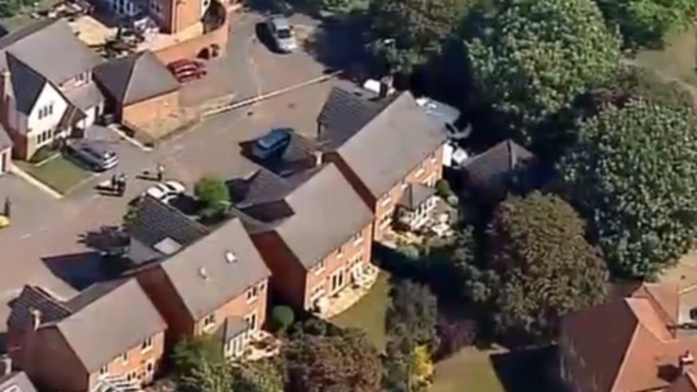 Anxiang Du guilty of murder of Northampton family of four - BBC News