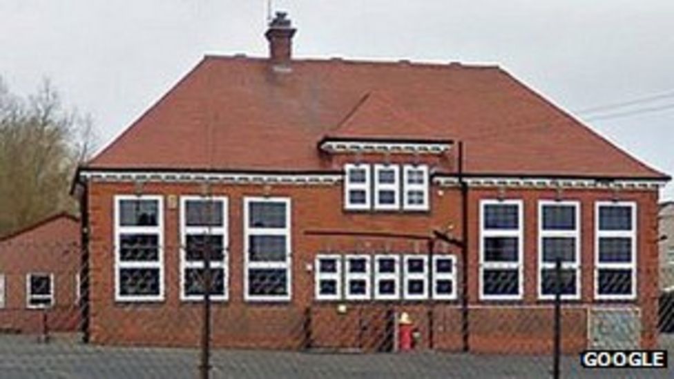 Safe and iPads stolen in Walgrave Primary School raid - BBC News