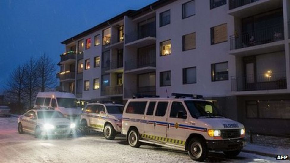 Rare Iceland armed police operation leaves man dead - BBC News