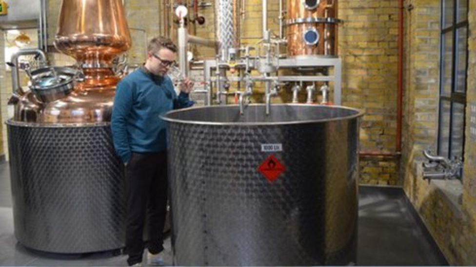 London's first whisky distillery for a century - BBC News
