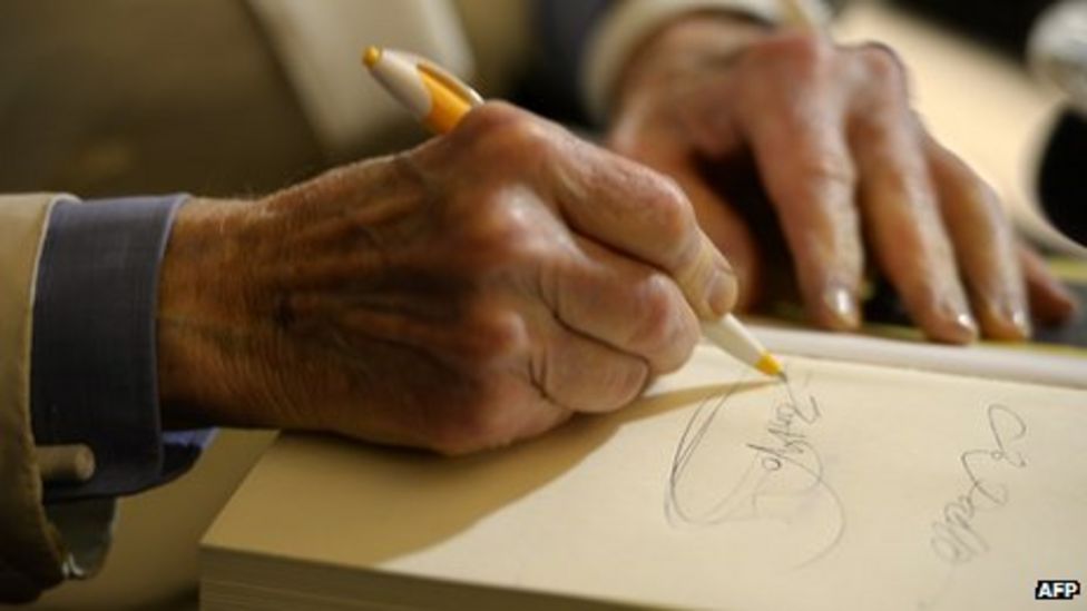 Author Nick Spalding's top 10 self-publishing tips - BBC News