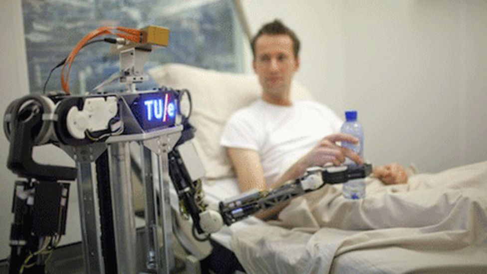 Robots test their own world wide web, dubbed RoboEarth - BBC News