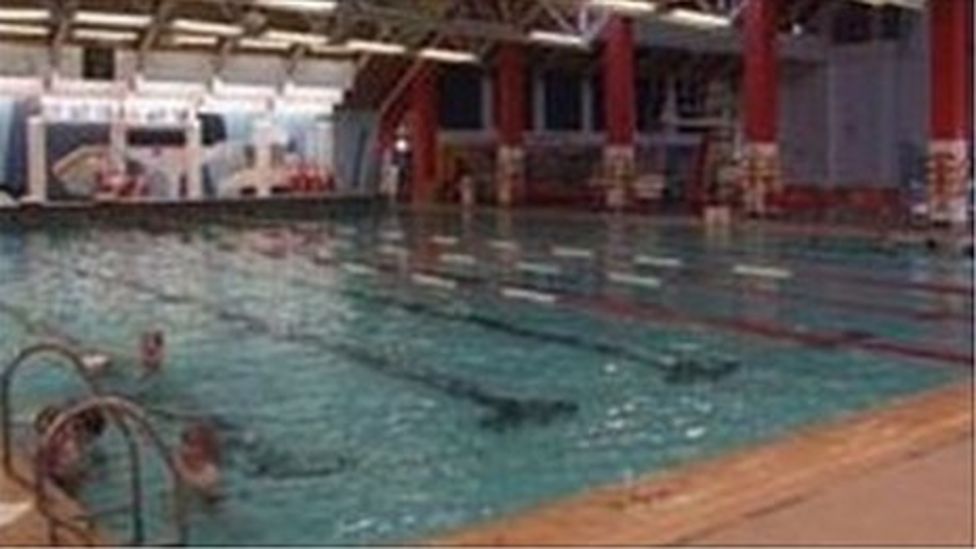 Temple Cowley Pools: Plans unveiled for 48 homes on site - BBC News