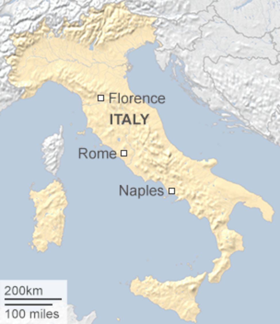 Anti-mafia raids: Italian police make 90 arrests - BBC News