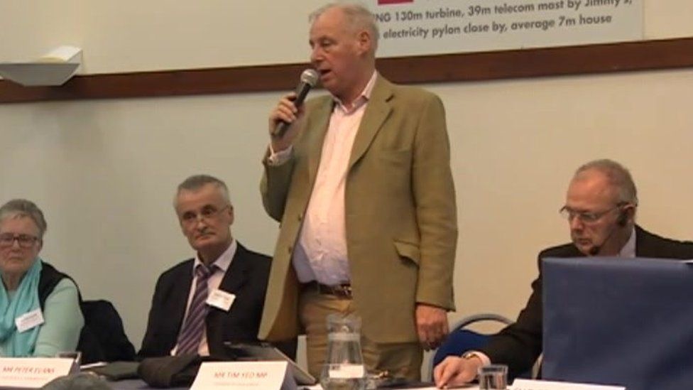 Tim Yeo loses his fight to remain MP for South Suffolk - BBC News