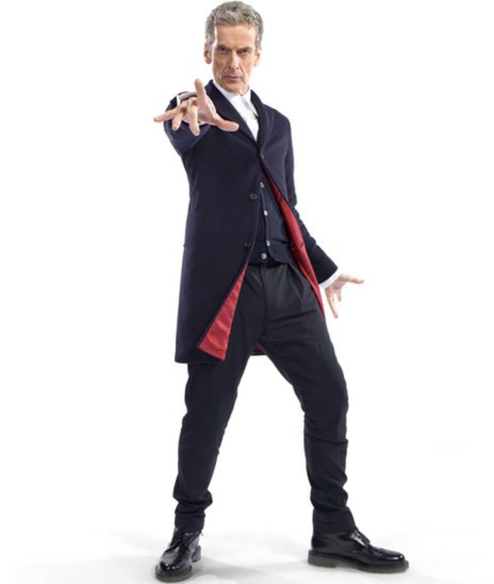 Doctor Who: Peter Capaldi's new look revealed - BBC News