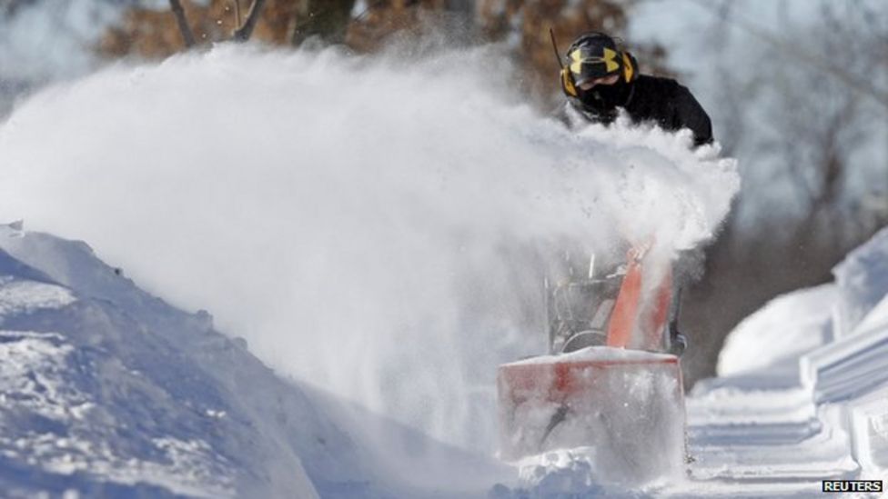 Deep South in winter storm emergency - BBC News