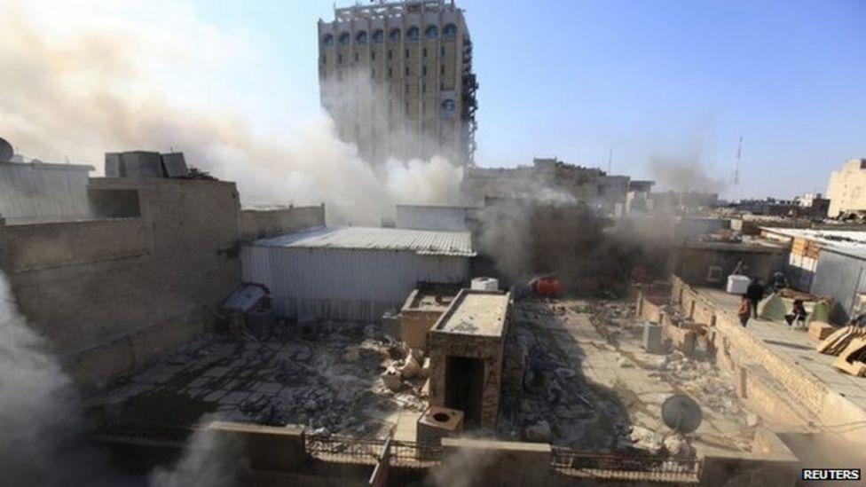 Iraq violence: Baghdad bomb blasts kill 33 - BBC News