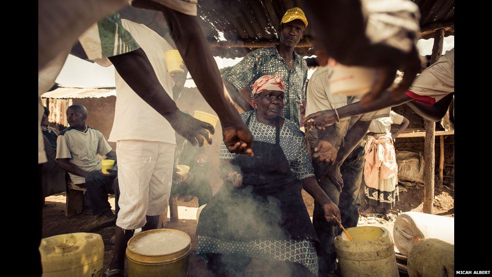 In pictures: Kenya's traditional brewers - BBC News