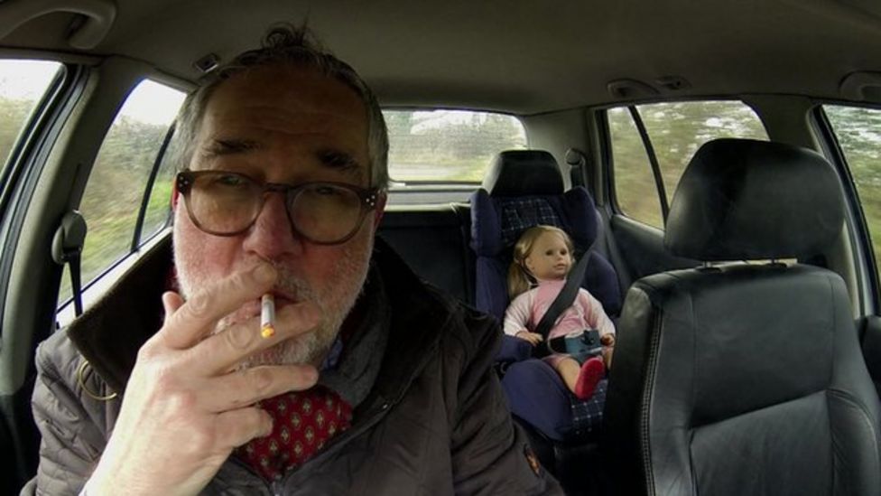 £50 fine plan for smoking in cars with children on board - BBC News