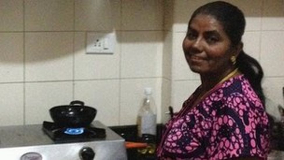 Why India's domestic help are joining job sites - BBC News