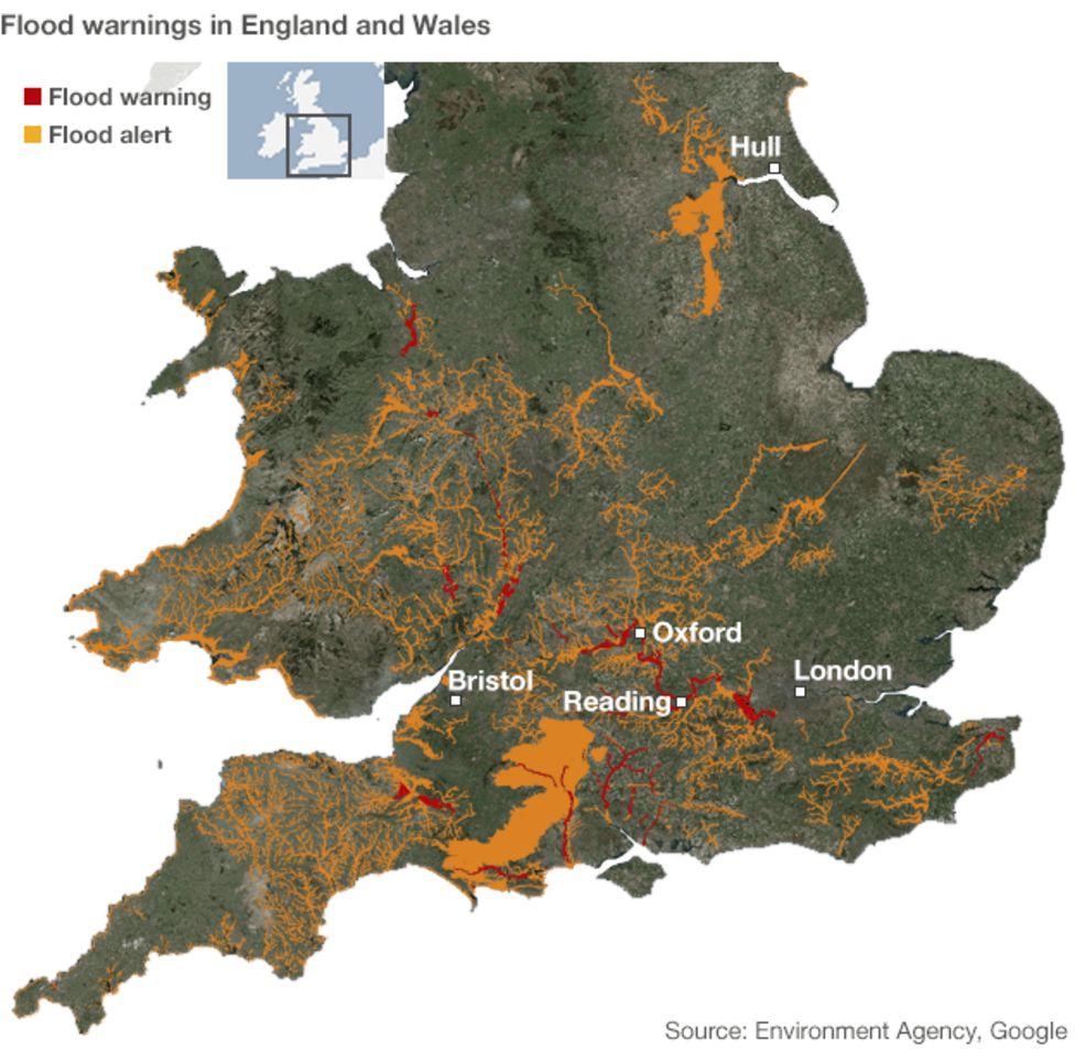 UK storms: Man dies amid 'almost unparalleled natural crisis' - BBC News