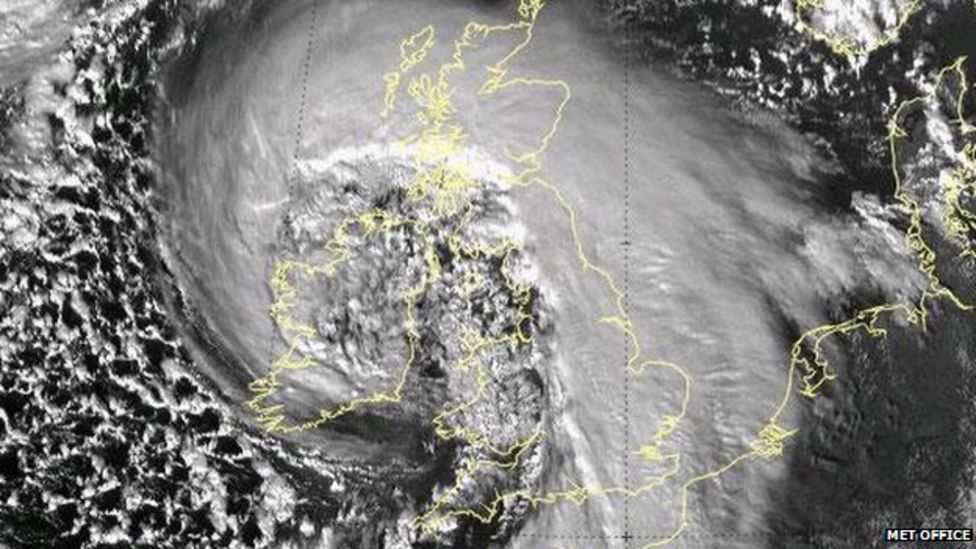 75,000 without power after 100 mph storms hit north and west Wales ...