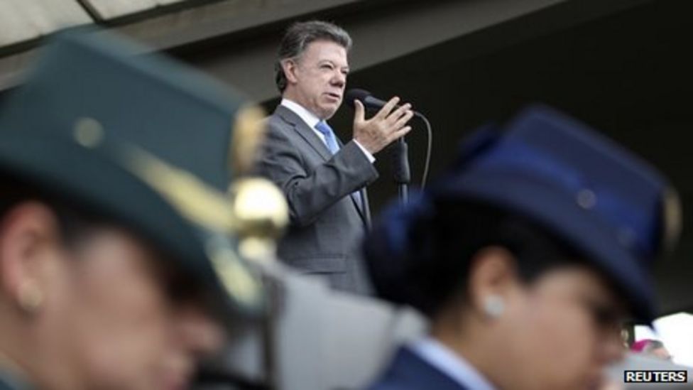 Colombian leader 'outraged' by army corruption claims - BBC News