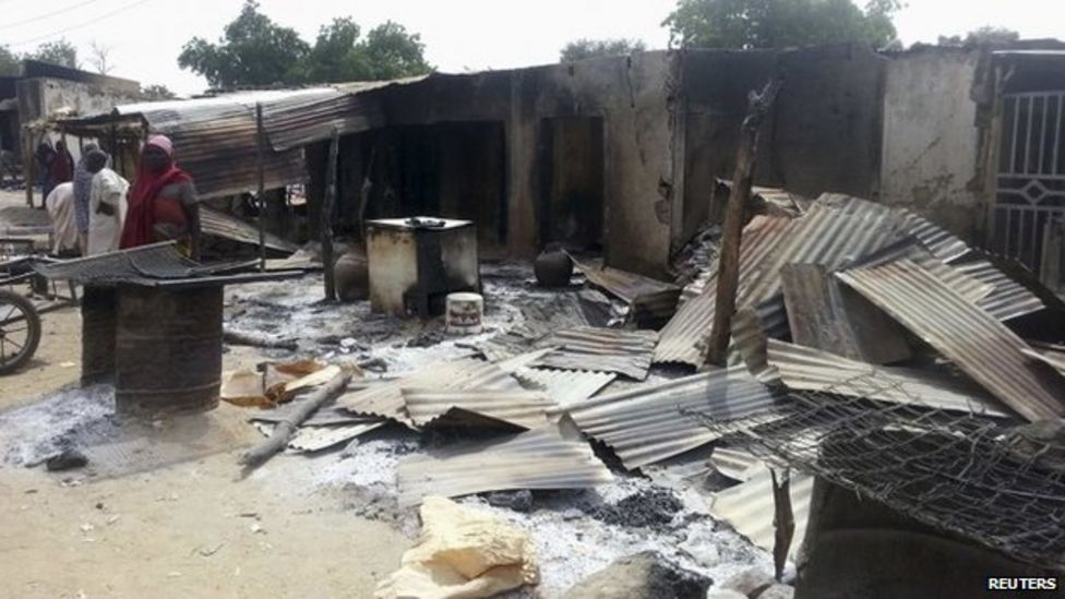 Nigeria's Boko Haram crisis: Bama attack mars victory claims - BBC News