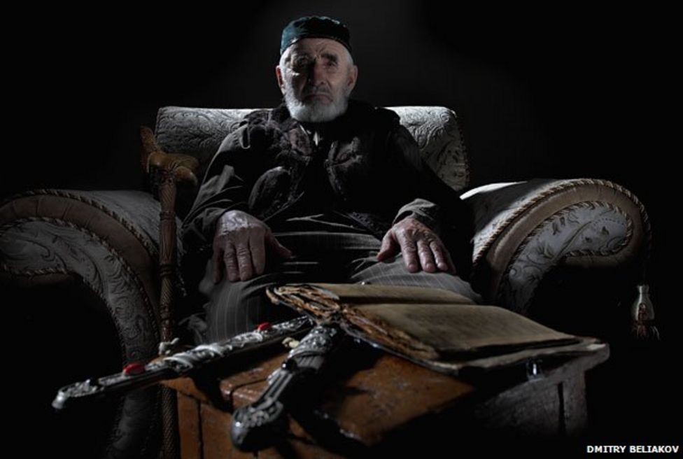 Ingush elders recall the horror of deportation - BBC News