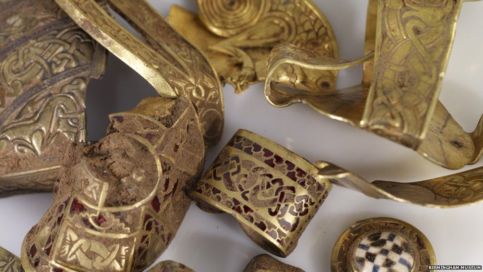 Amazing treasures found in UK - BBC Newsround