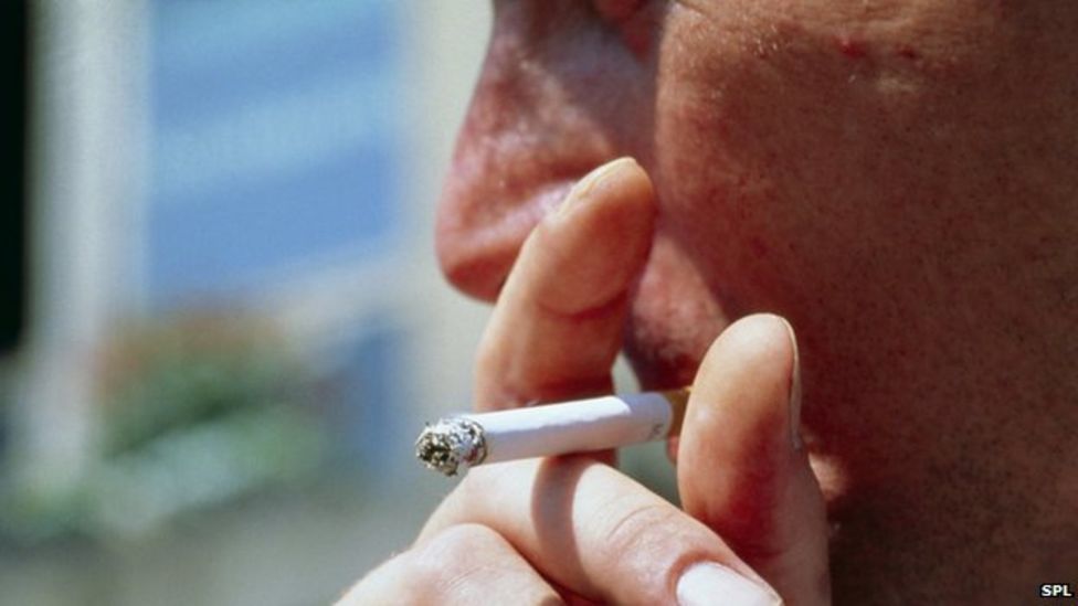 Tough EU smoking rules approved - BBC News