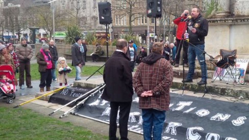 Rally for Anthony Grainger shot dead by police two years ago - BBC News