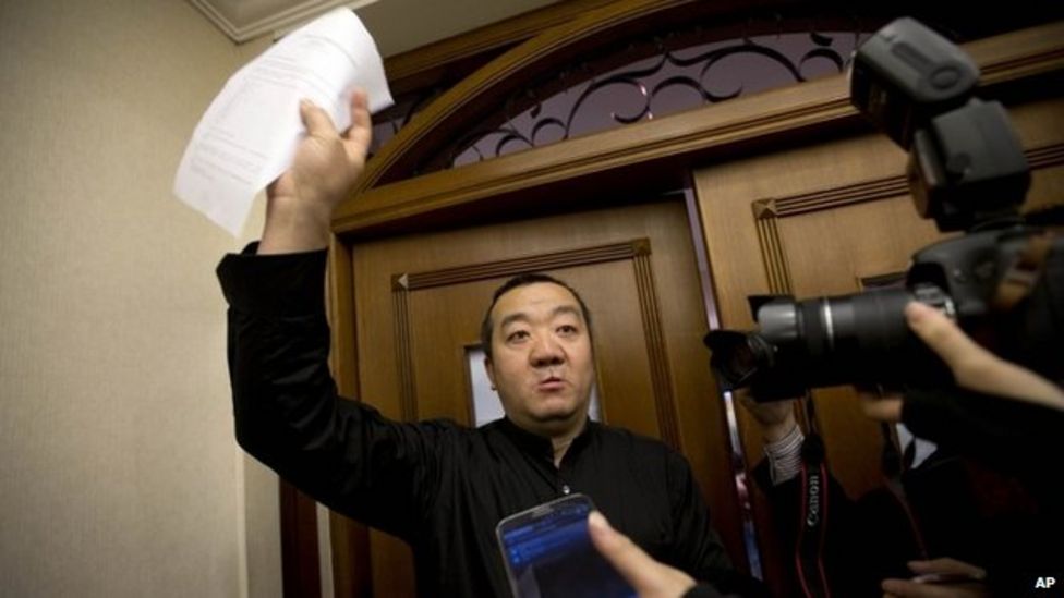 Malaysia Airlines flight to Beijing vanishes - BBC News