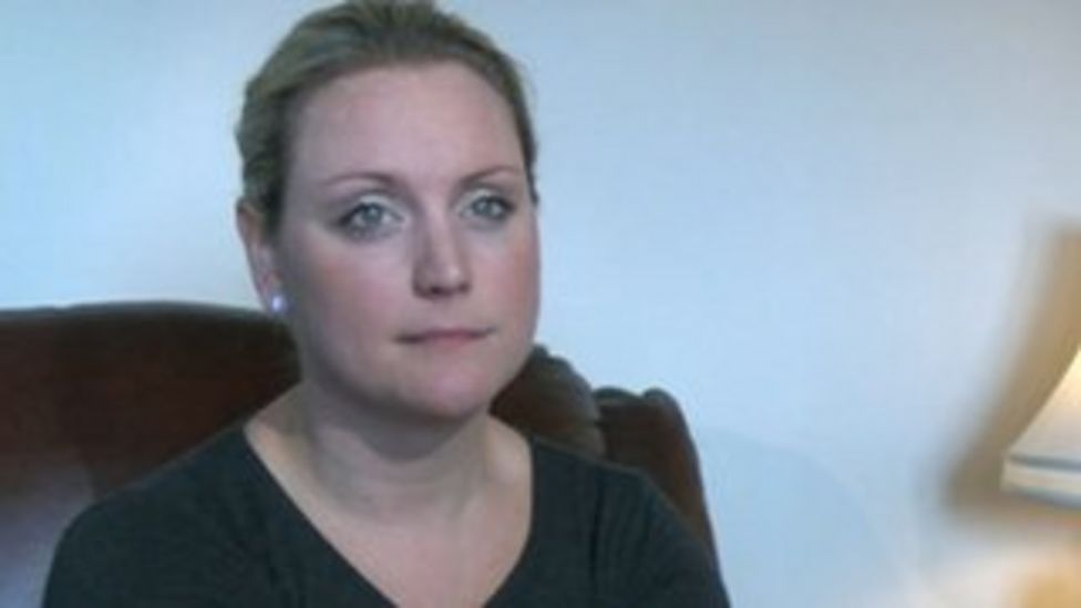 PC Ian Terry death: GMP officers face gross misconduct hearing - BBC News