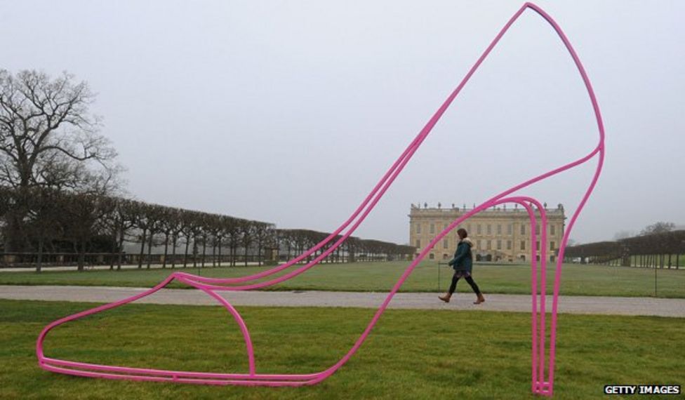 Chatsworth House hosts Michael Craig-Martin high heels - BBC News