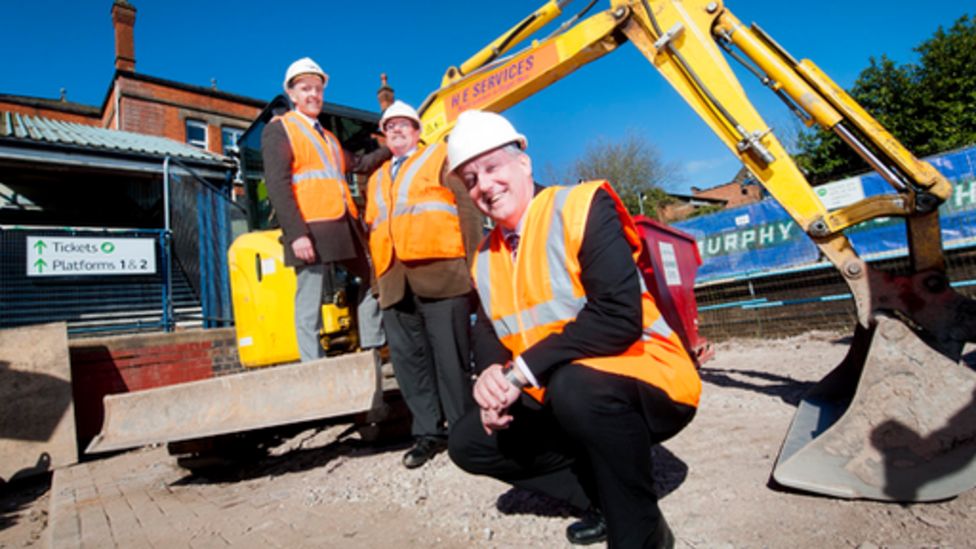 Acocks Green train station's £1.7m lift work begins - BBC News