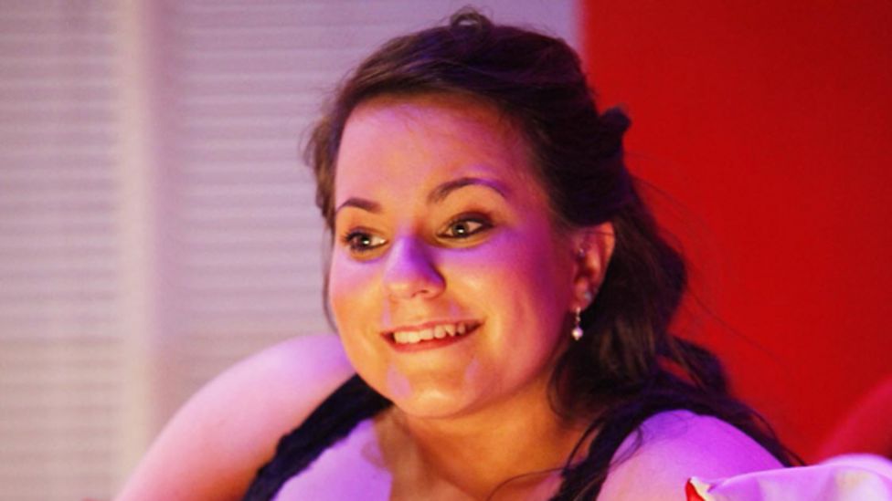 Amy Conachan: Starring in a disability sex comedy - BBC News
