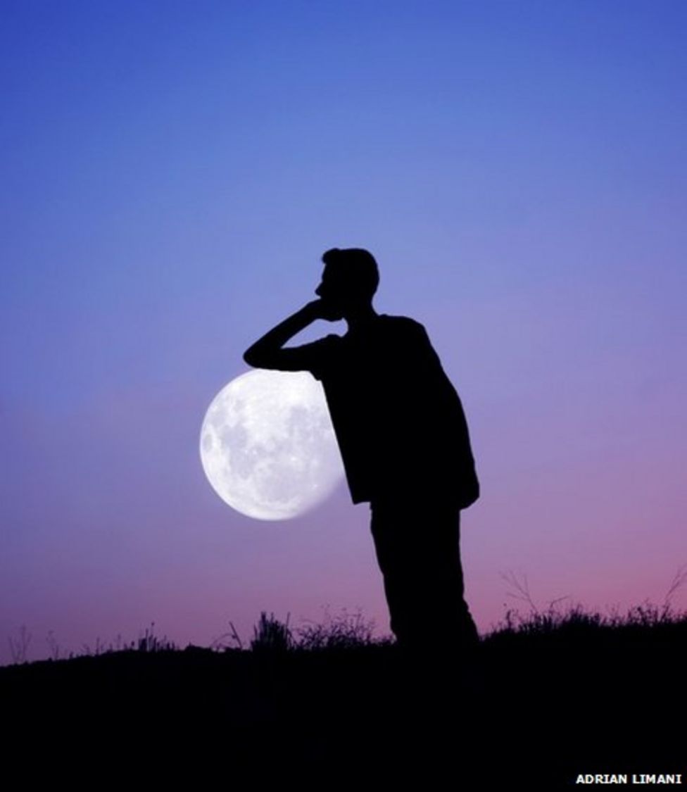 Photographer's creative shots of the Moon - BBC Newsround