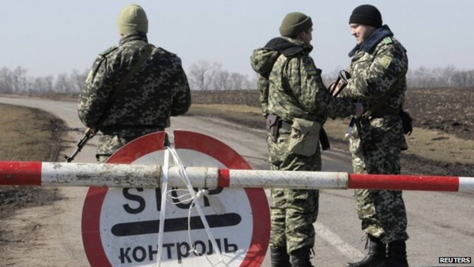 Ukraine crisis: Europe's security body to send monitors - BBC News