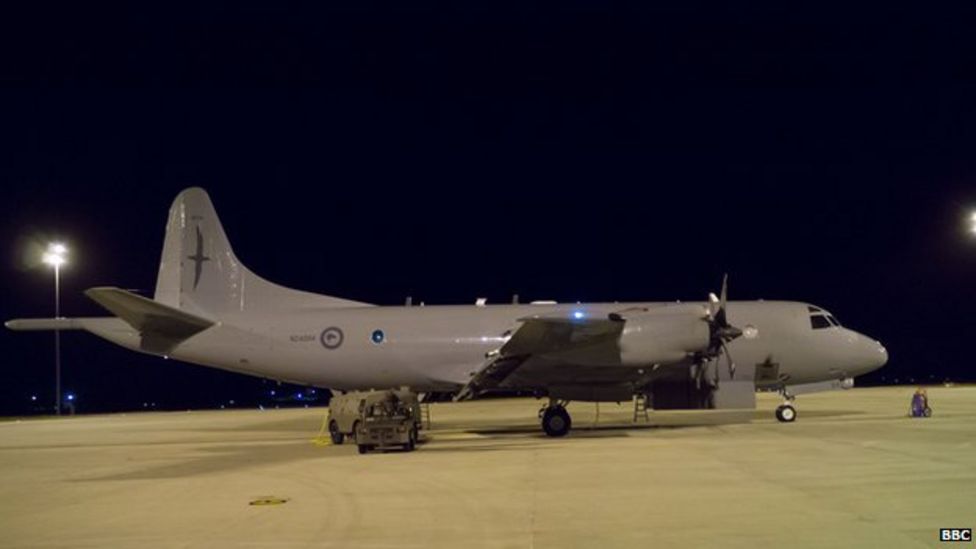 A day with the MH370 search mission - BBC News