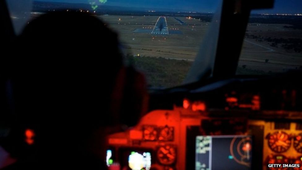 Flight MH370 'crashed in south Indian Ocean' - Malaysia PM - BBC News