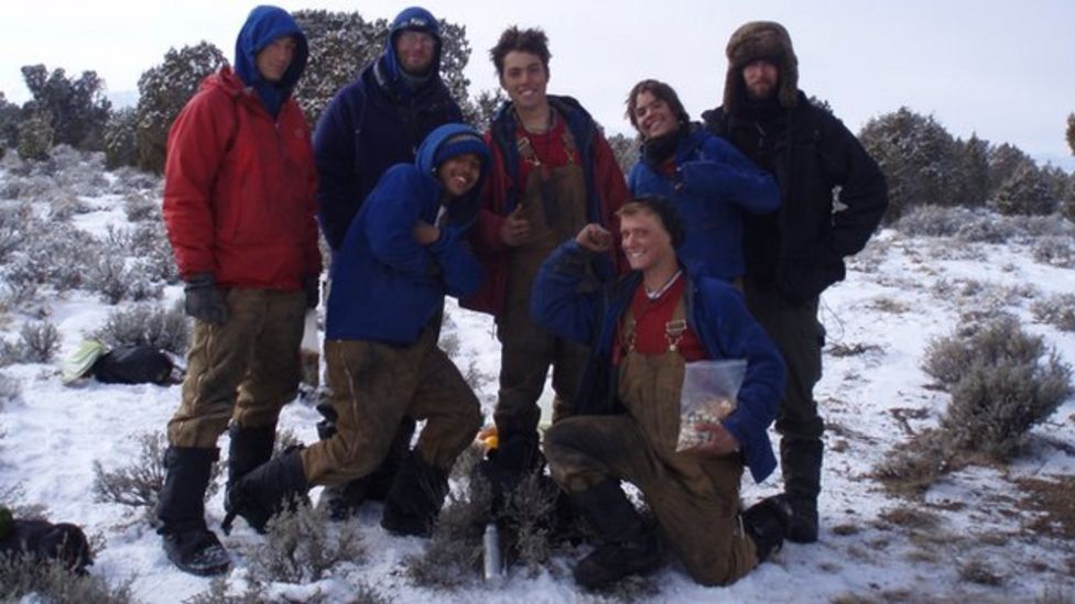 The man who takes troubled youths to therapy camp - BBC News