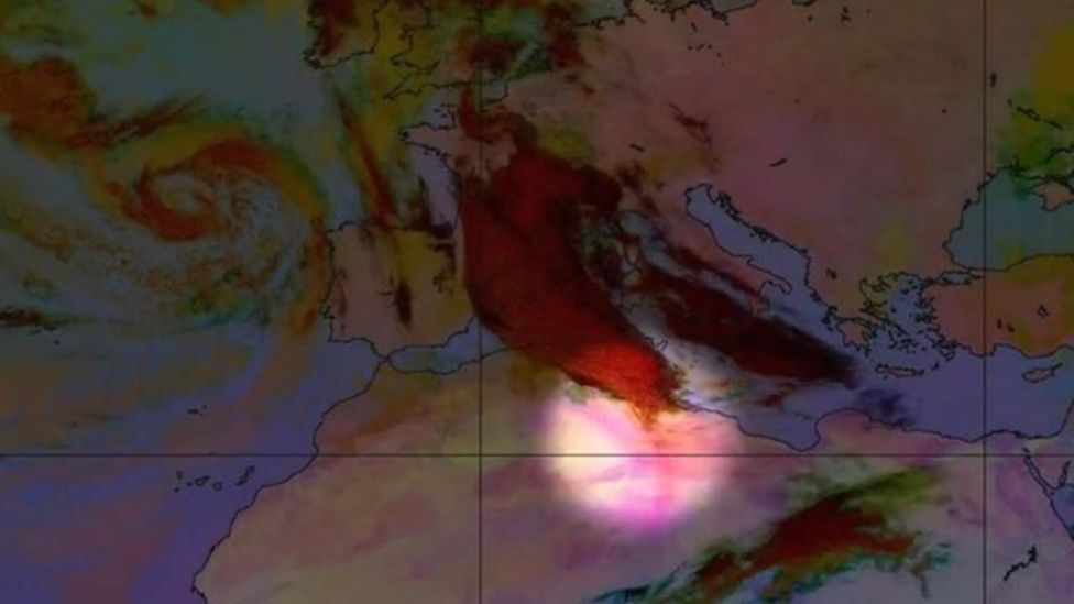 Air pollution: High levels to spread across England - BBC News
