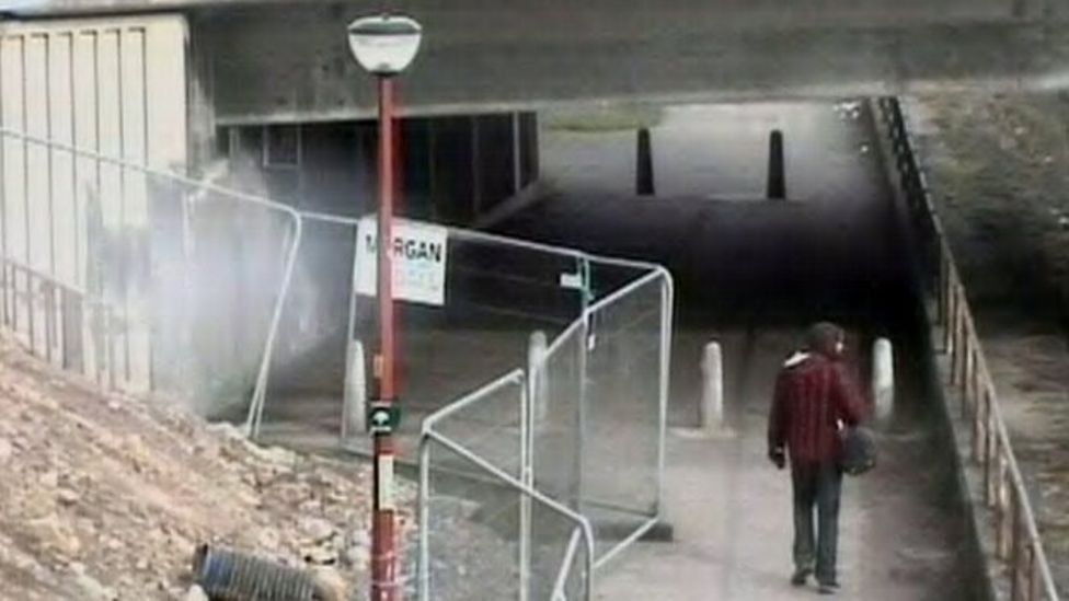 CCTV images released after Inverness armed robbery - BBC News