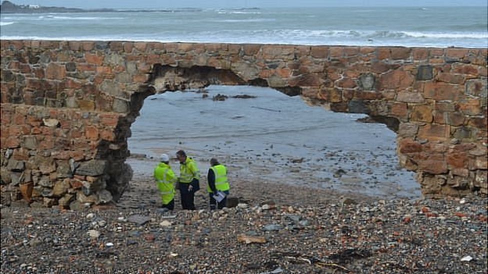 Guernsey coastal repairs to cost extra £2m - BBC News