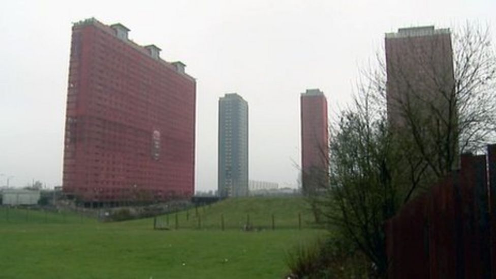 Apology over Red Road tower block demolition failure - BBC News