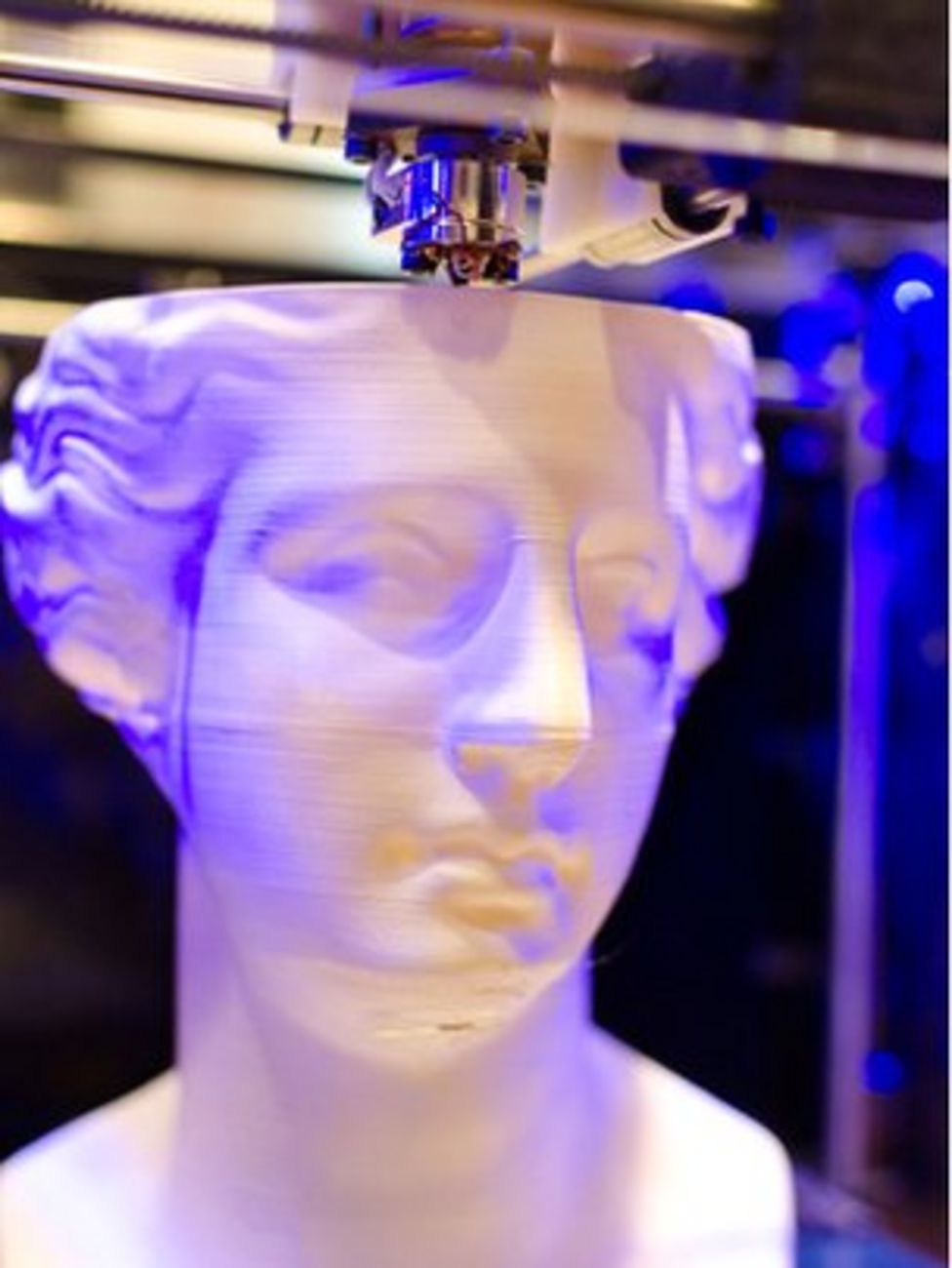 How 3D printing is changing the shape of lessons - BBC News