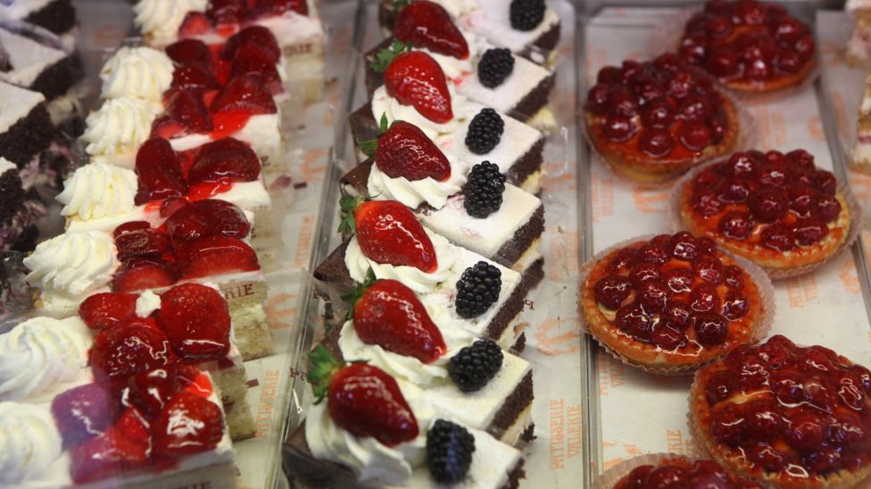 Patisserie Valerie faces winding-up order from HMRC - BBC News