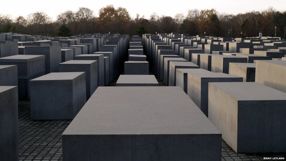 Your pictures: Monuments - BBC News