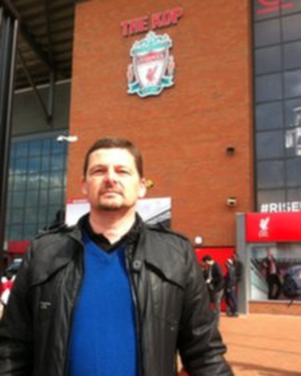 Anfield stadium plans welcomed by fans but cast a shadow - BBC News